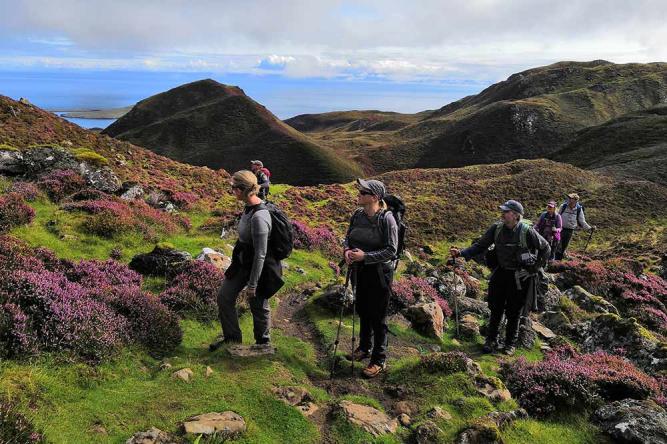 Scotland Hiking Adventure Tour 2021 & 2022: Hike The Scottish Highlands ...