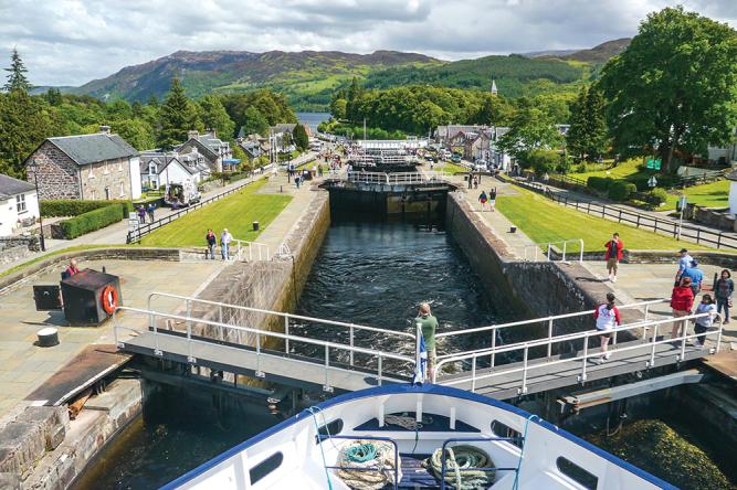 Scotland Cruise: A Scotland Travel Tour | National Geographic Expeditions
