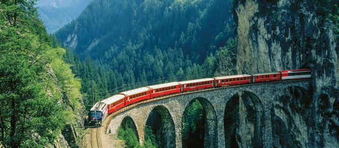Swiss Train: Swiss Alps Train Tour - Switzerland & Italy | National ...