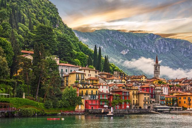 Swiss Train: Swiss Alps Train Tour - Switzerland & Italy | National ...