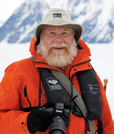 Photographer Kenneth Garrett | Experts | National Geographic Expeditions