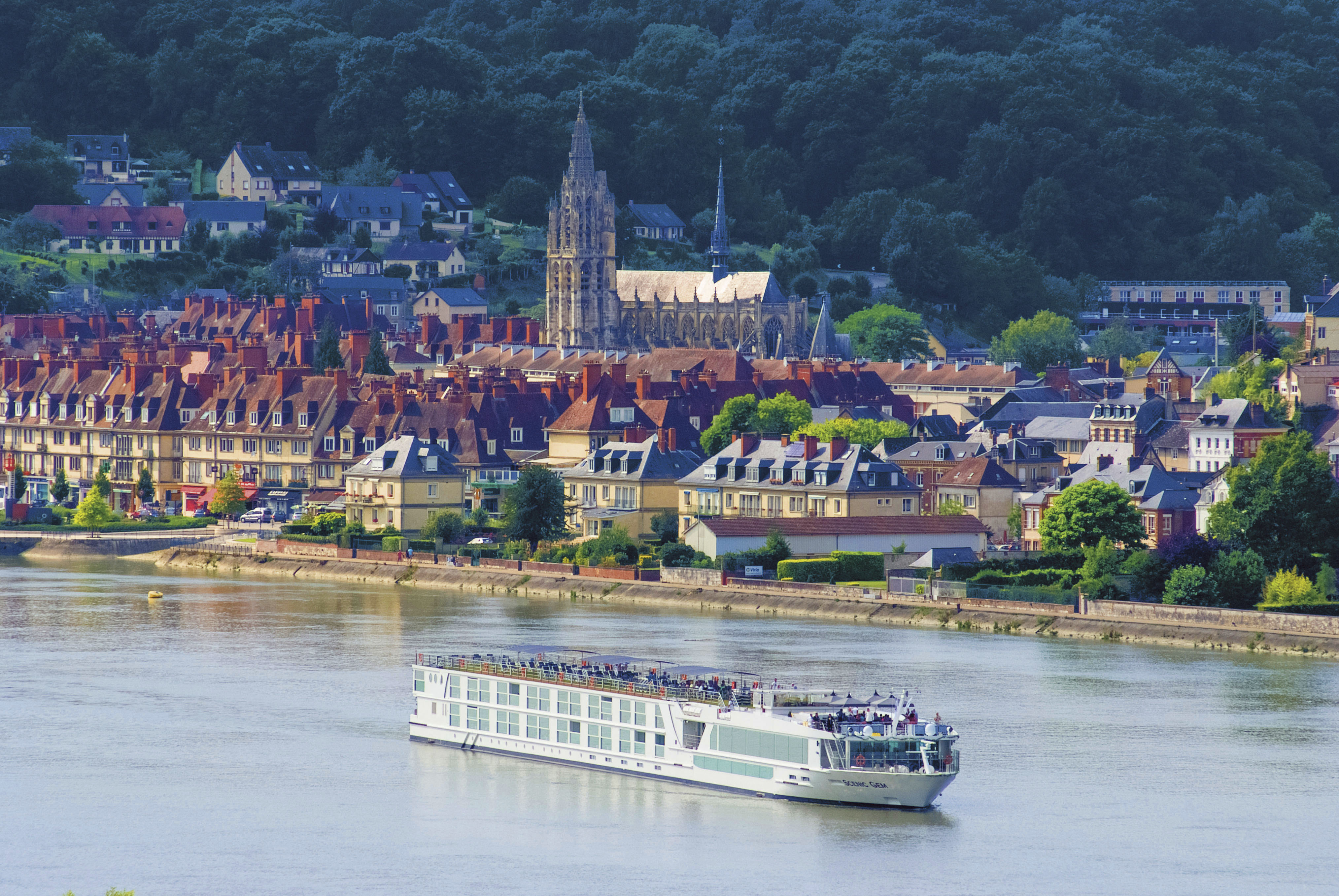 Seine River Cruise Tour: French River Cruise | National Geographic ...
