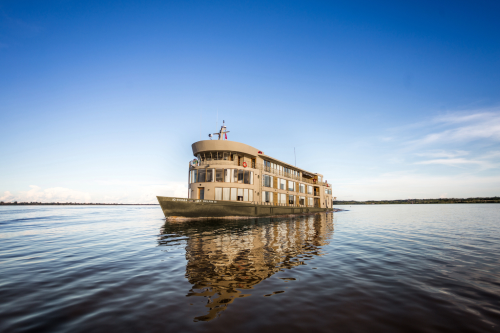 Delfin III | National Geographic Expeditions